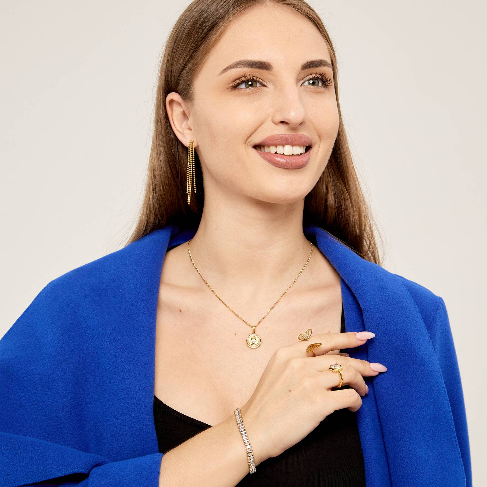 18K gold plated Stainless steel "Queen coin" necklace, Intensity SKU ...