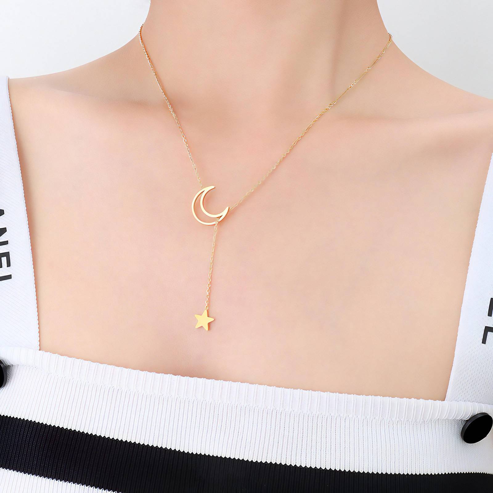 18K gold plated Stainless steel "Moon and star" necklace, Intensity SKU ...